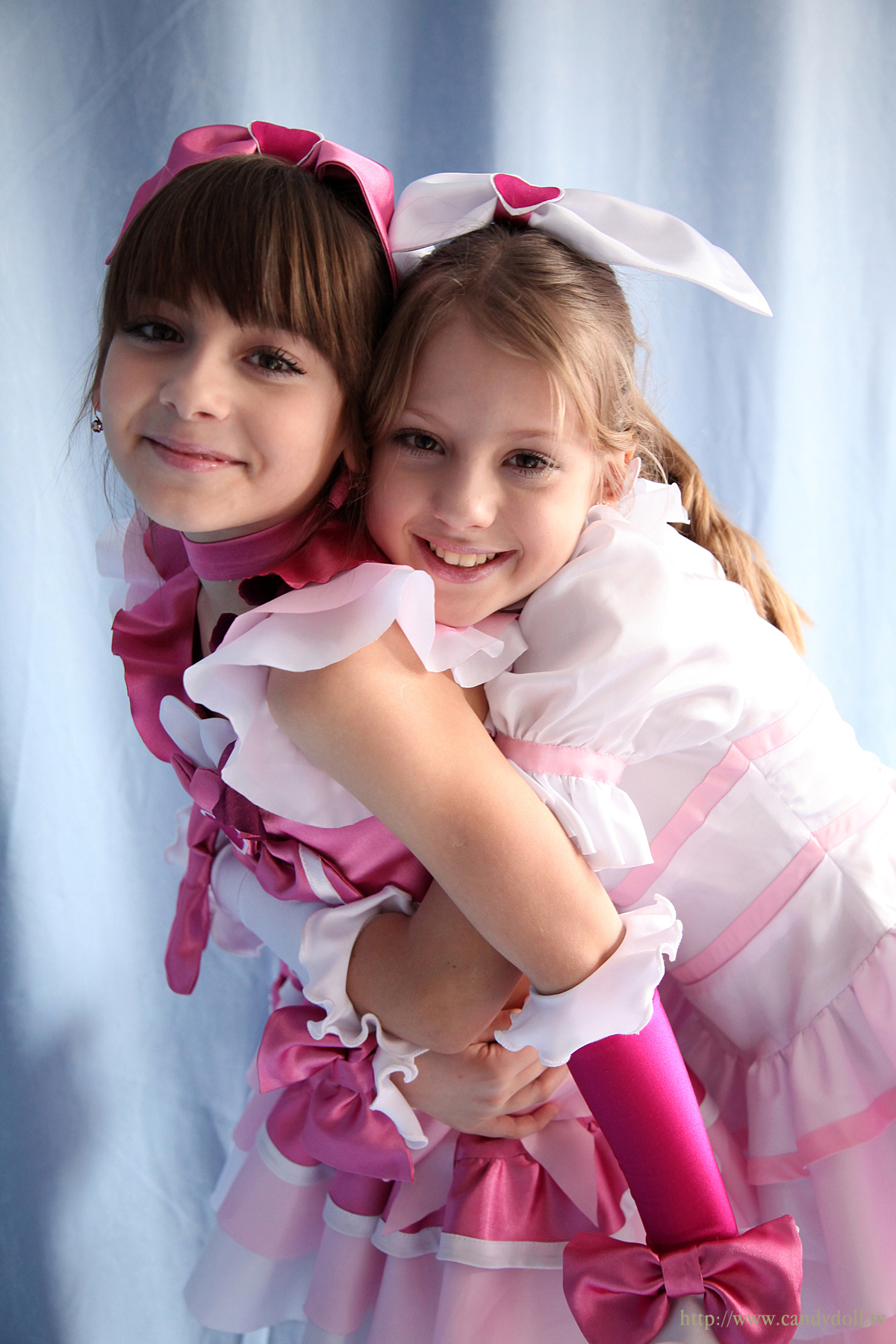 The Big ImageBoard (TBIB) - 2girls blonde hair brown hair child cosplay ... The Big ImageBoard (TBIB) - 2girls blonde hair brown hair child cosplay ...