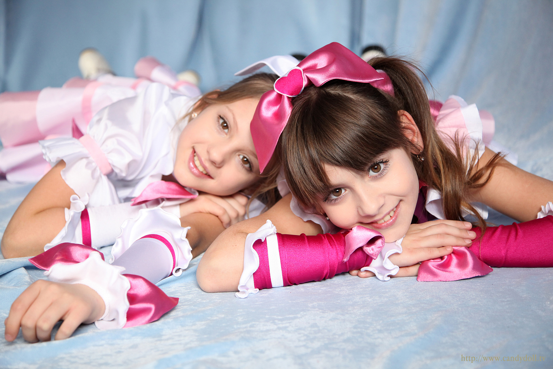 The Big ImageBoard (TBIB) - 2girls blonde hair brown hair child cosplay dress hair bow laura b ...