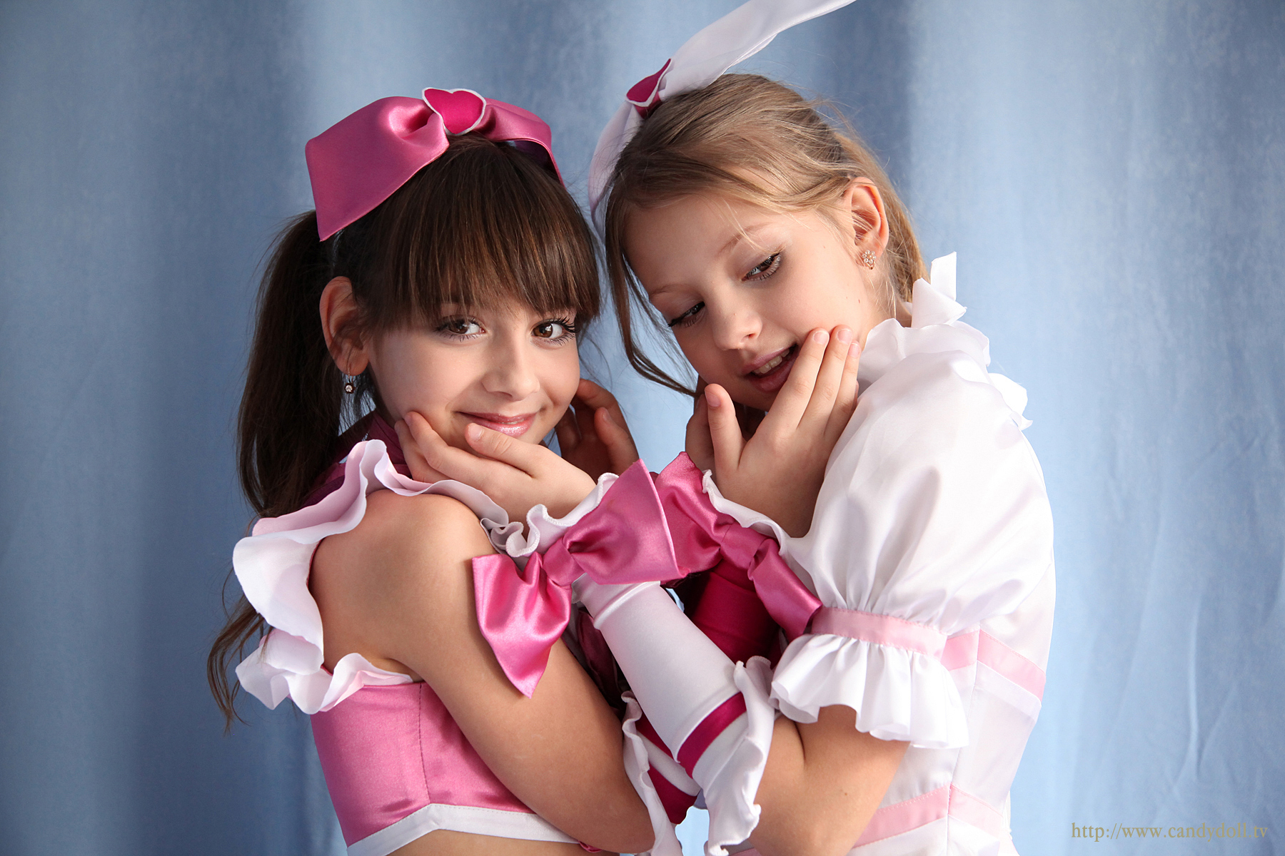 The Big ImageBoard (TBIB) - 2girls blonde hair brown hair child cosplay ... The Big ImageBoard (TBIB) - 2girls blonde hair brown hair child cosplay ...